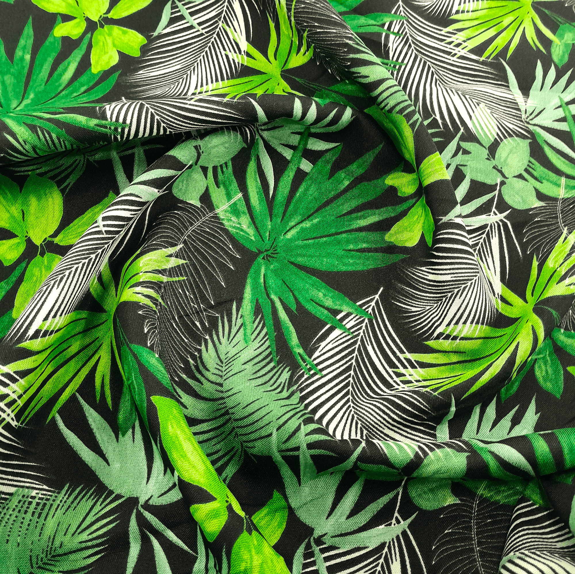 Printed Mini Matt Design 25 Tropical Leaves 140 cm – MHC World